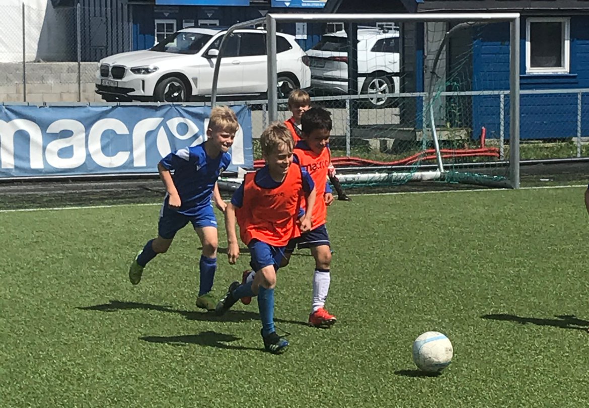 Sommerens happening: Stabæk Fotball inviterer til fotballskoler / Stabæk